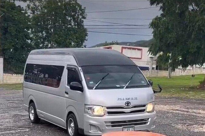 Private Airport Transfer to Hyatt Ziva & Zilara to Jewel Grande - Who Will Appreciate This Service?