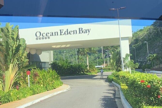 Private Airport Transfer To or From Ocean Eden Bay Resort - The Experience: What to Expect