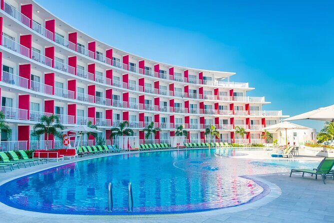 Private Airport Transfer to Royal Decameron Cornwall Beach Resort - What to Expect from the Transfer Service