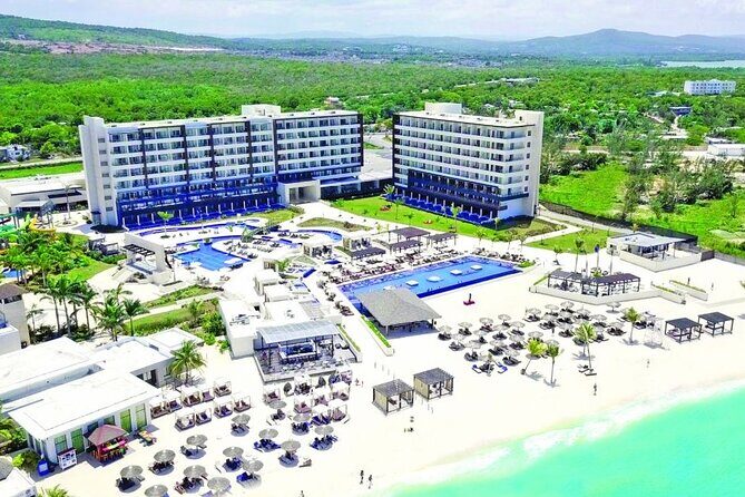 Private Airport Transfer to Royalton Blue Water Resort - What to Expect on the Day