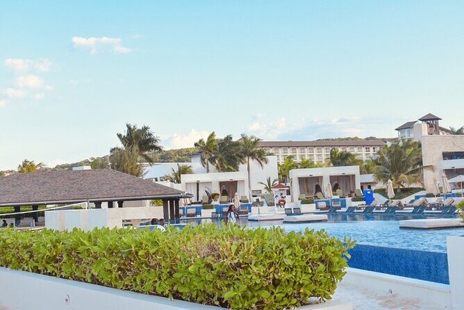 Private Airport Transfer to Royalton, Ocean Coral Spring & Excellence Oyster Bay - An In-Depth Look at the Private Transfer Experience