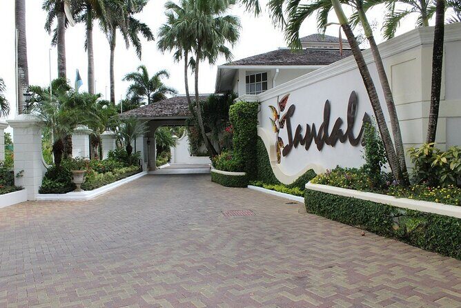 Private Airport Transfer to Sandals Negril Resort - Who Will Benefit Most?