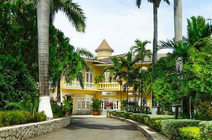 Private Airport Transfer to SeaGarden Beach Resort - FAQs