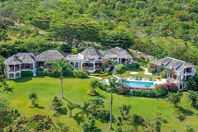 Private Airport Transfer to Tryall Club Resort - An In-Depth Look at the Transfer Experience