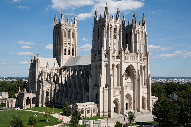 Private Airport Transfer: Washington to Baltimore Airport BWI in Business Car - The Sum Up