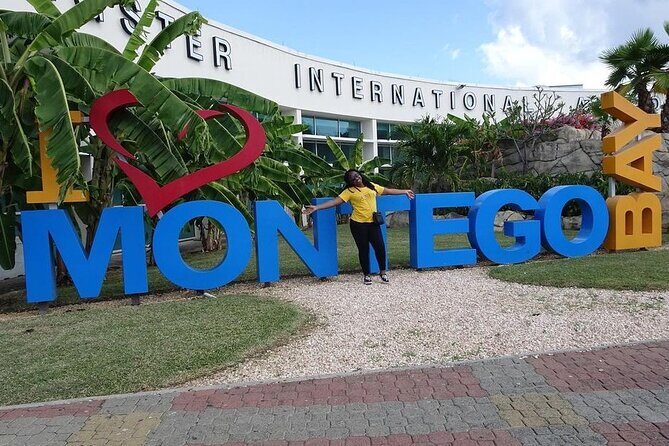 Private Airport Transfers To Negril Hotels and Villas - An In-Depth Look at the Transfer Experience