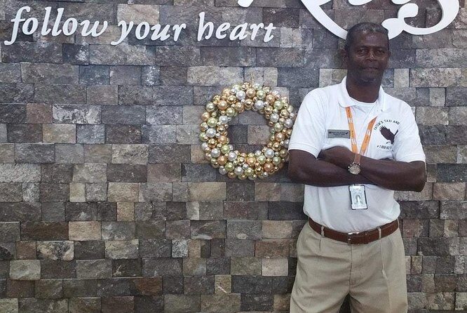 Private Airport Transfers to Park Hyatt & water taxi - Authentic Feedback From Travelers