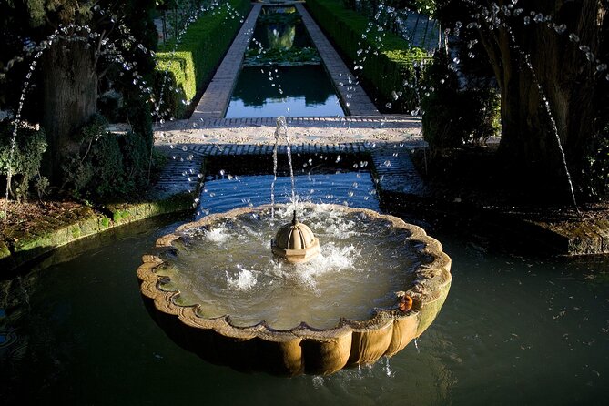 Private Alhambra Tour With Entrance and Official Guide - Pricing and Guarantees