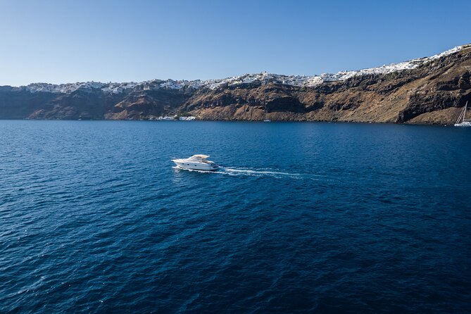 Private All Included Yacht Tour in Santorini - Why Choose a Private Yacht Tour in Santorini