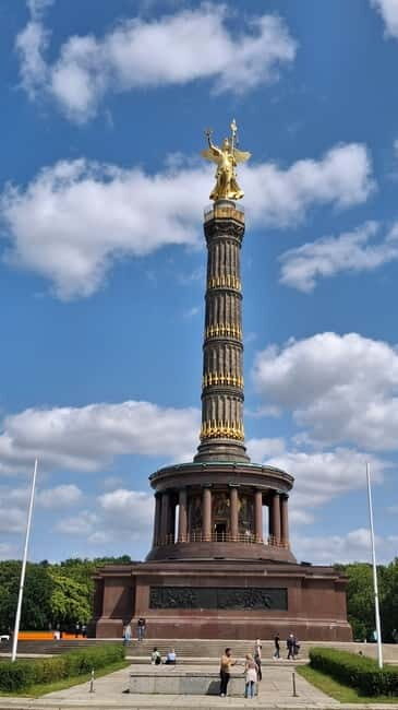 Private Alternative Berlin Tour -Murals, Graffiti and Squats - FAQ