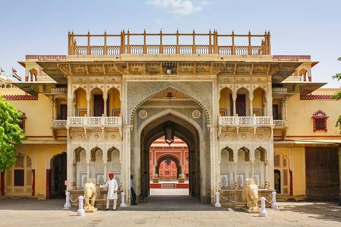 Private Amer Fort and Jaipur City Tour from Delhi By Car - How It Feels in Practice