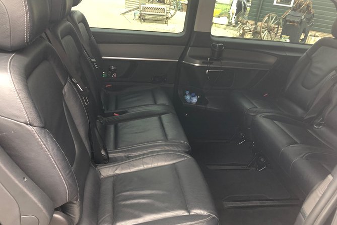 Private Amsterdam Departure Transfer to AMS Schiphol Airport - Guidelines for Luggage and Accessibility