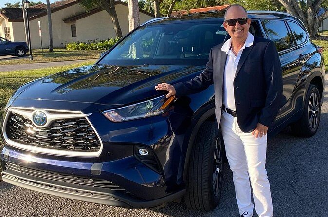 Private and Exclusive Tourist Transportation in Miami - FAQ