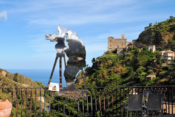 Private and Guided Godfather Tour From Catania With Lunch - Traveler Reviews and Experiences