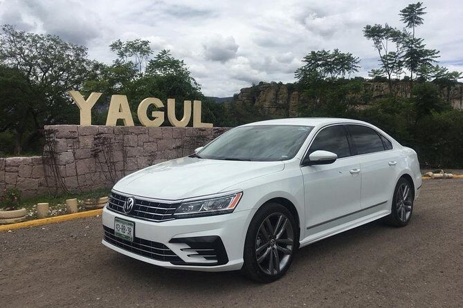 Private and safe transfer from the airport to the hotel in Oaxaca - The Practical Side of Booking