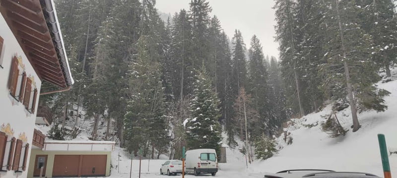 Private Andorra or Pyrinees Ski / Snowboard Tour Day trip - What Makes This Tour Stand Out?