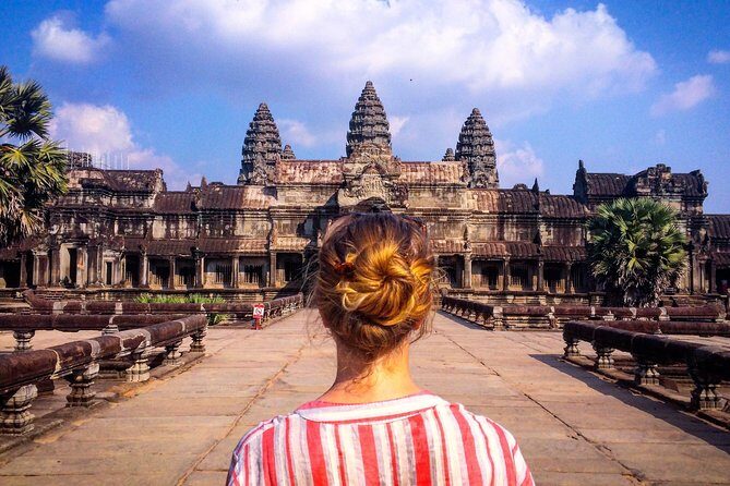 Private Angkor Temple including Sunrise Viewing - Practical Details: What to Expect