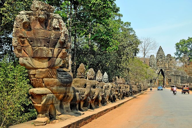 Private Angkor Wat Guided Sunset Tour - Practical Tips for the Tour