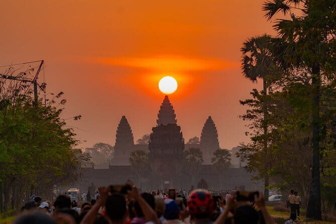 Private Angkor Wat Sunrise Guide Tour include Breakfast and Snack - The Real-World Experience and Reviews