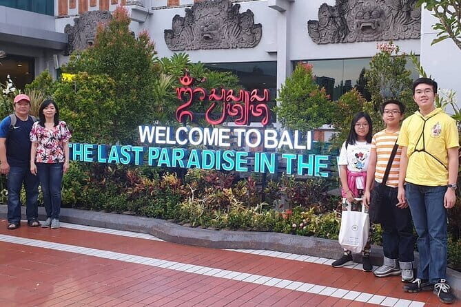 Private Arrival Transfer: Bali Airport to Jimbaran and Uluwatu Hotel - Key Points