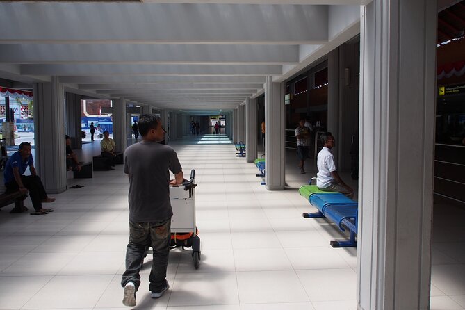 Private Arrival Transfer: Bali Airport to Ubud Area - The Driver Experience & Authentic Encounters