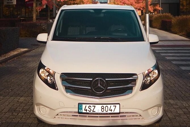Private ARRIVAL Transfer by MINIVAN Mercedes Vito 8+1pax - The Value of the Service