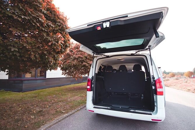 Private ARRIVAL Transfer by MINIVAN Mercedes Vito 8+1pax - Booking and Cancellation