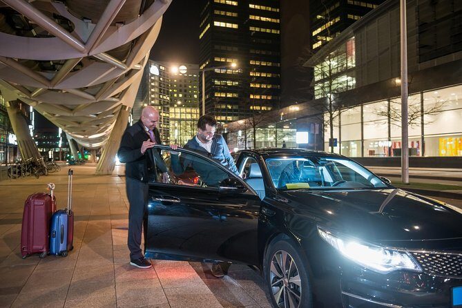 Private Arrival Transfer: Dulles Airport to Washington DC (any Hotel or Address) - A Practical Way to Start Your Washington DC Visit