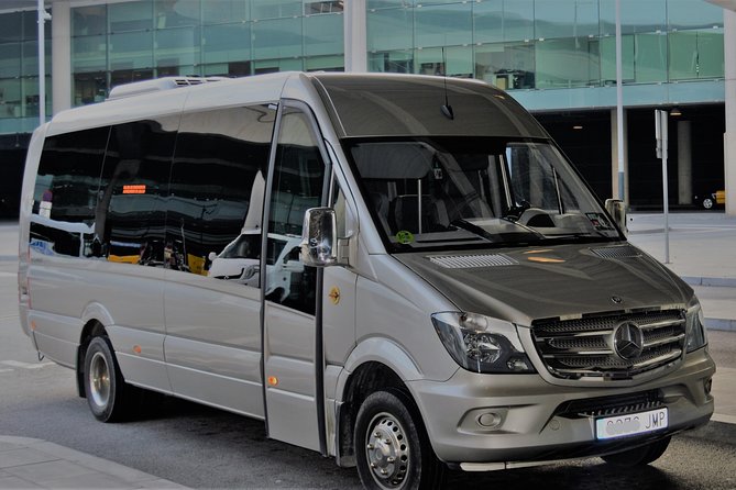 Private Arrival Transfer from Barcelona Airport to Sitges - The Booking Process and Cancellation Policy