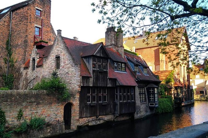 Private Arrival Transfer from Brussels Airport to Bruges with Business car - Price and Value