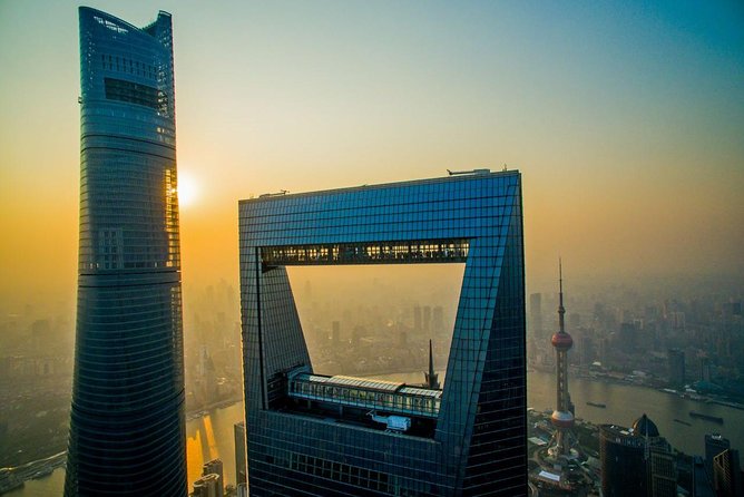 Private Arrival Transfer from Pudong Airport to Shanghai City Hotel - The Experience on the Road