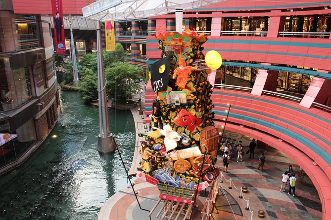 Private Arrival Transfer Fukuoka International Airport to Fukuoka City - Overview and Pricing