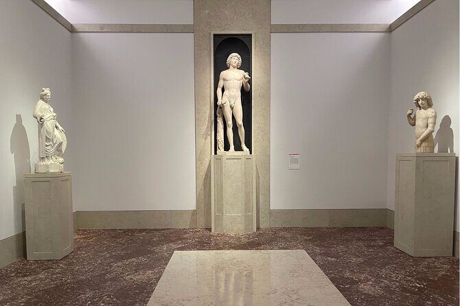 Private Art and Crime Tour at the Metropolitan Museum of Art - An In-Depth Look at the Art and Crime Tour