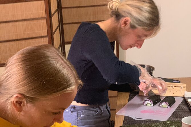 Private Art Sushi Roll Class in Kyoto - Booking and Cancellation Policy