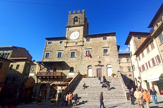 Private Art & Wine Tour in Cortona & Montepulciano, with lunch & 2 wine tastings - Exploring Tuscany’s Hidden Gems: A Review of the Private Art & Wine Tour in Cortona & Montepulciano