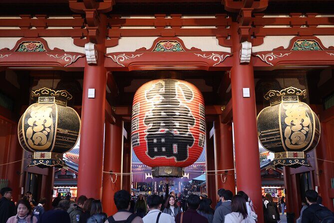 Private Asakusa tour to introduce you to some unusual places - Exploring Asakusa Beyond the Guidebooks: A Personal Take on a Unique Tour Experience