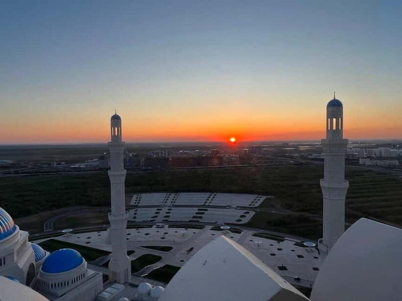 Private Astana City tour: Gude & Food & Winetasting - Exploring Astana: A City of Contrasts