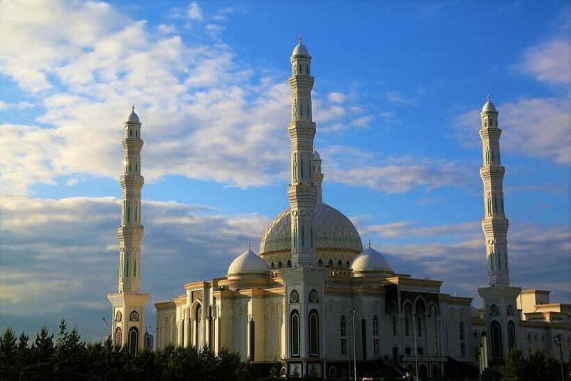 Private Astana City tour: Gude & Food & Winetasting - The Practical Side: Transportation and Guides