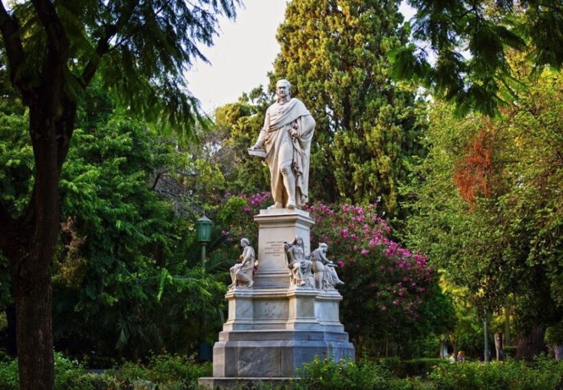 Private Athens: Must See Spots with Hidden Gems - Key Points