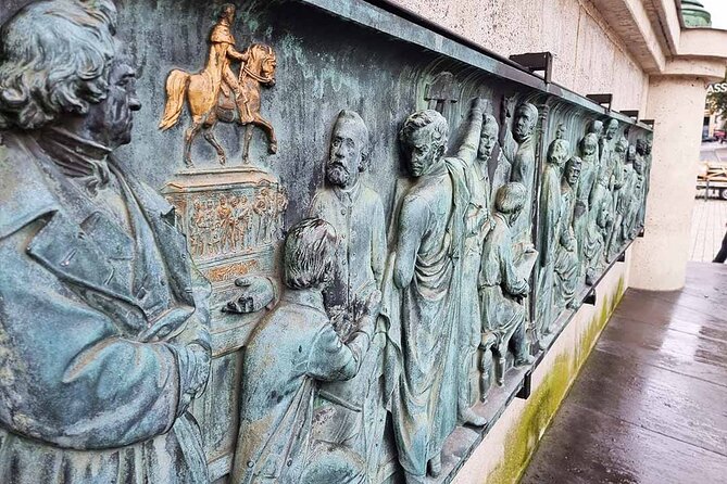 Private audio book city rally around Cologne Cathedral and the Old Town - Who Will Love This Tour?