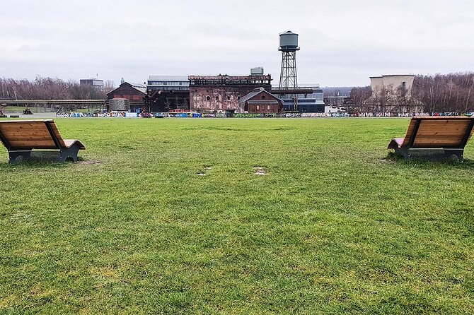 Private Audio Book City Rally Around the Jahrhunderthalle in Bochum - Communicating With Sir Peter Morgan