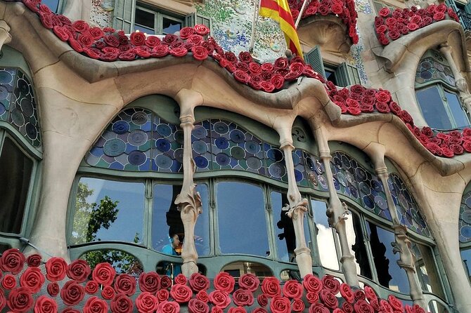 Private Barcelona and Sagrada Familia Tour With Hotel Pick-Up - Accessibility and Participation