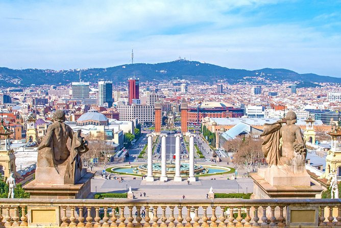 Private Barcelona Best Views: Old Town, Montjuic Castle&Magic Fountain Show Tour - Experience the Scenic Montjuic Funicular