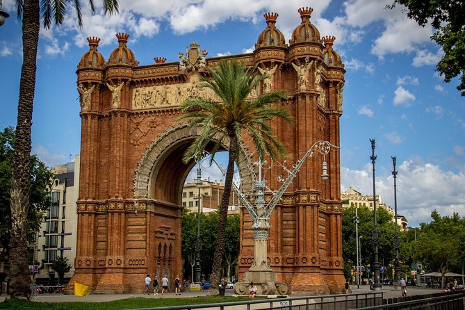 Private Barcelona Highlights Tour With Hotel Pick-Up - Since You Asked