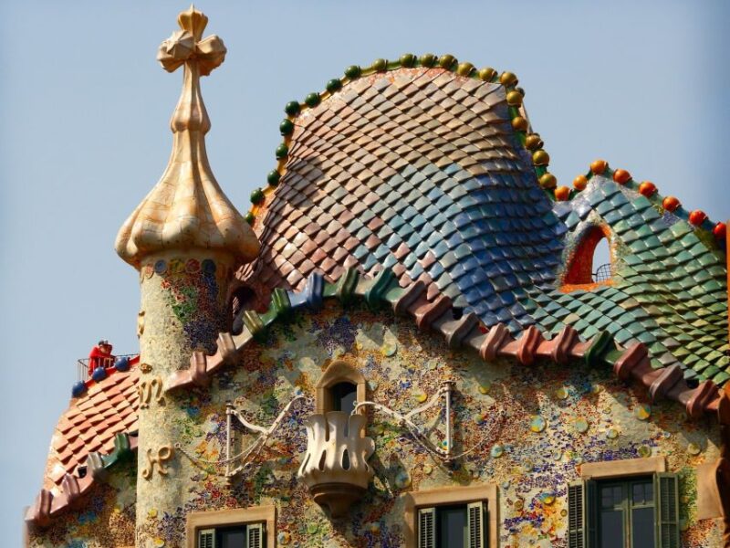 Private Barcelona Modernism and Gaudí Walking Tour - Authentic Experiences and Real Reviews