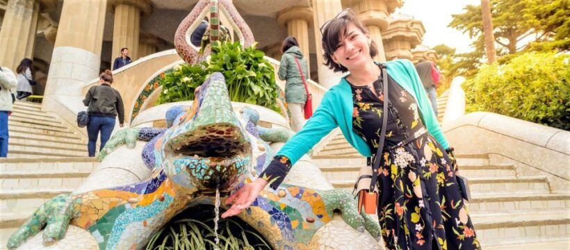 Private Barcelona Tour: Explore Gaudí and the Gothic Quarter - Authentic Experience and Practical Tips