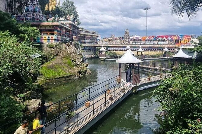 Private Batu Caves & Petronas Twin Tower Tickets With Lunch *25* - What’s the Practical Experience Like?