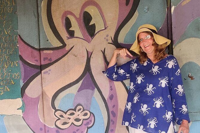 Private Beach Side Sip & Paint with art walk - Exploring Puerto Rico’s Street Art and Murals