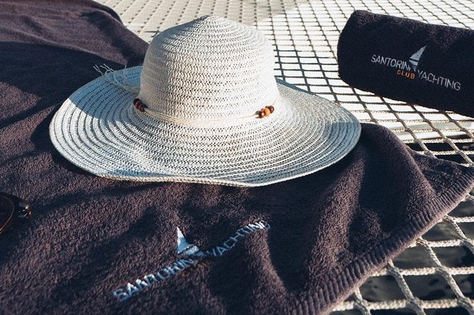 Private Beautiful Day or Romantic Sunset Cruise With Meal and Drinks - Pricing and Booking Details