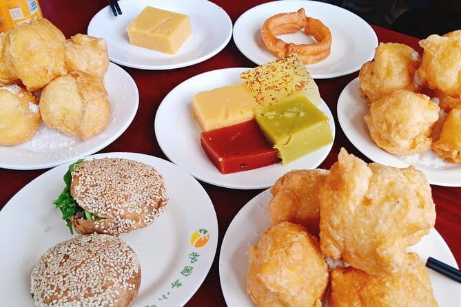 Private Beijing Food Tour in Traditional Hutongs - Key Points